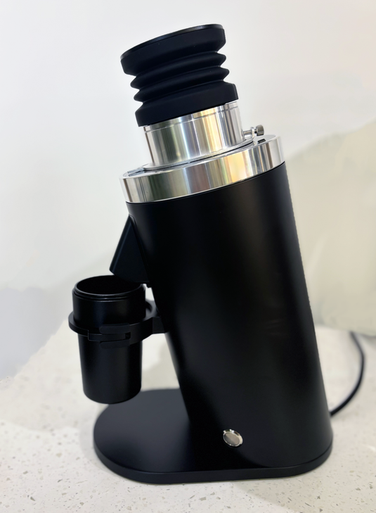 The Solo DF64 Gen 2 Grinder with DLC Burrs - Bella Barista